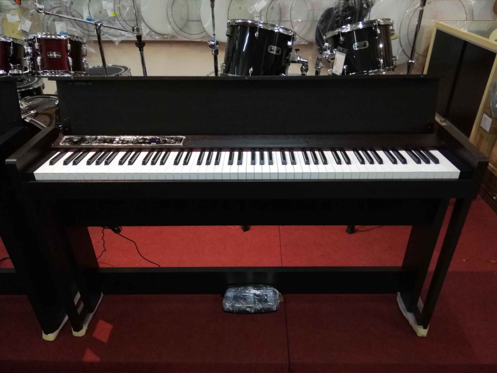 KORG C1 AIR 88-KEY DIGITAL PIANO, BLACK - Sandman Guitar Centre