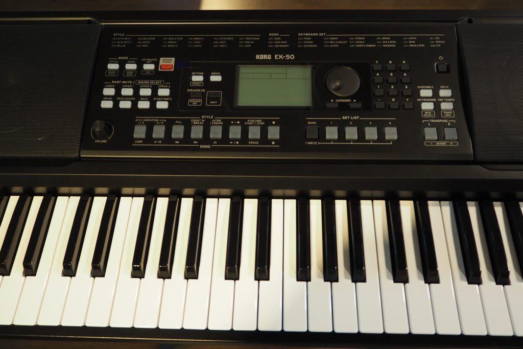 KORG EK50 61-KEY ENTERTAINER KEYBOARD - Sandman Guitar Centre